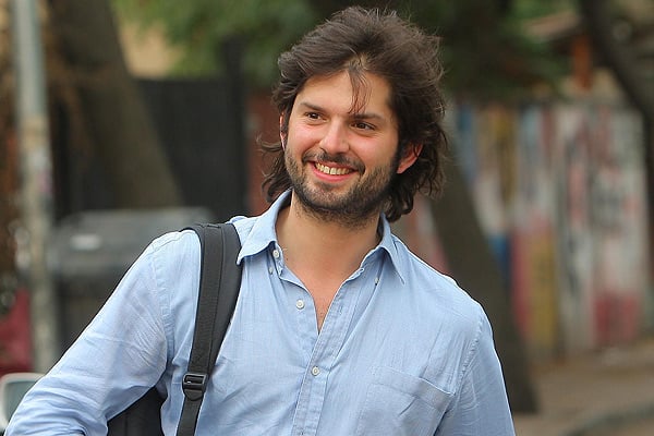 Gabriel Boric, único voto en contra del proyecto que regula condiciones ...