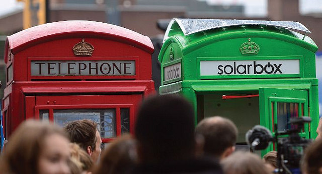 Solarboxes, cabinas para la recarga de teléfonos con energía solar