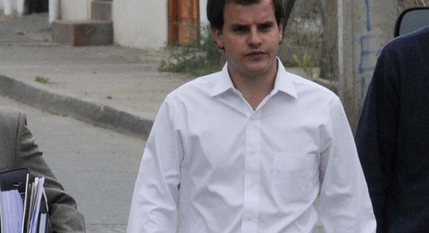 Diputado pide hacer público fallo que liberó de culpa a Martín Larraín