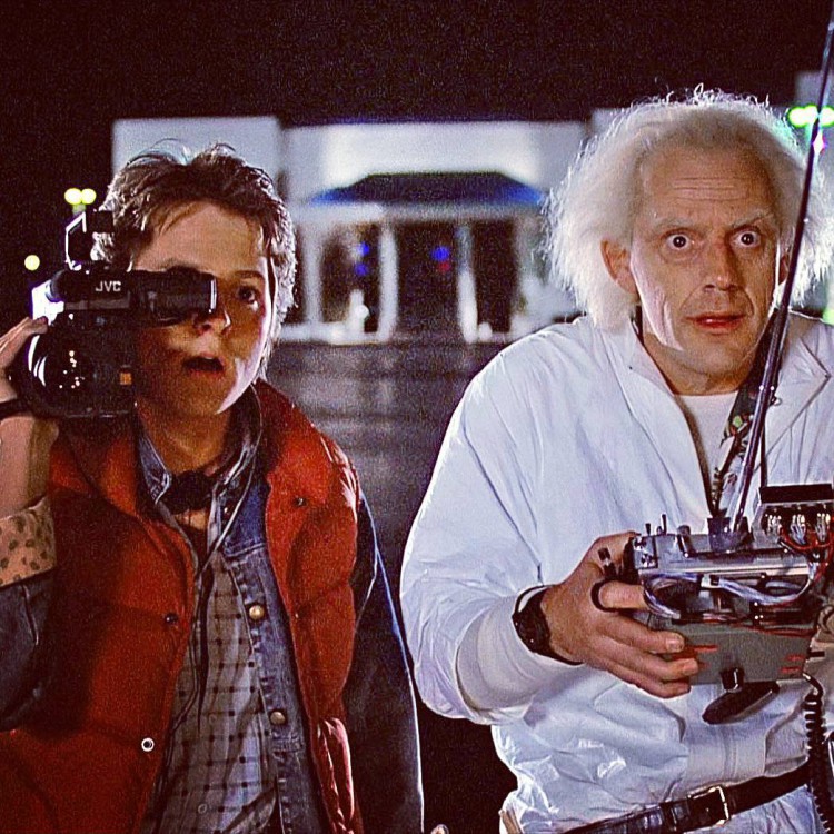 10 Cosas insólitas que están PROHIBIDAS en algunos países del mundo