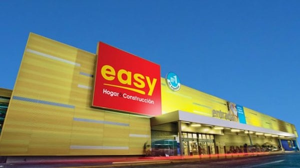 Justicia falla en favor de tienda Easy por despido de empaquetadores