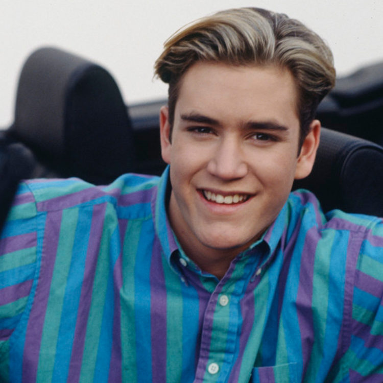 ¿Recuerdas a Zack Morris de Salvado por la Campana? Así se ve en la ...