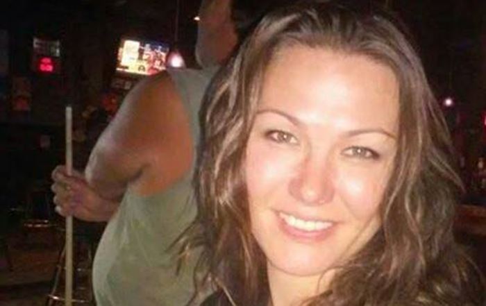 Esta Mujer Paralizó El Tráfico Por Exhibirse Sexualmente En Mitad De La