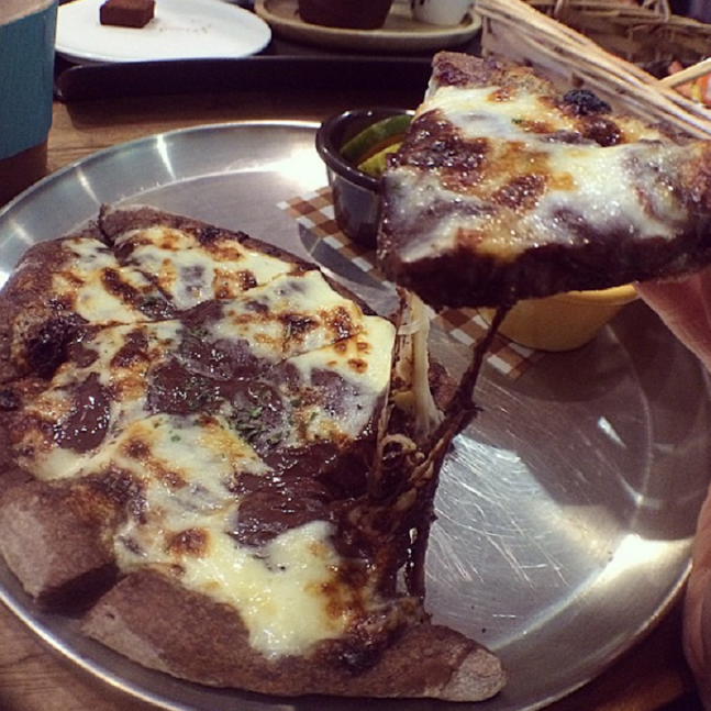 Mira estas extrañas combinaciones de comida que suenan asquerosas pero ...