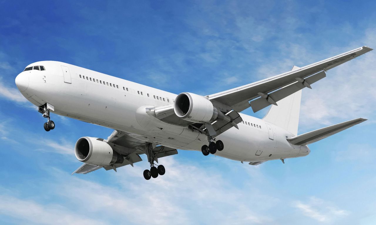 ¿Por qué casi el 100% de los aviones comerciales son de color blanco?