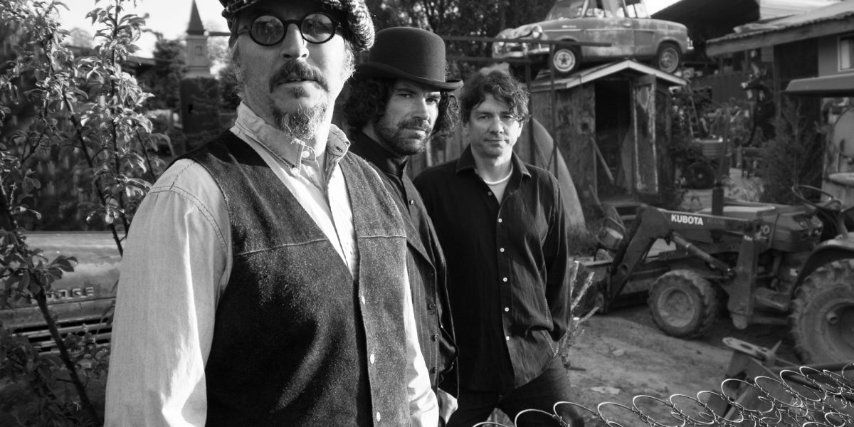 Primus; Una noche especial presentando el álbum Frizzle Fry completo en ...