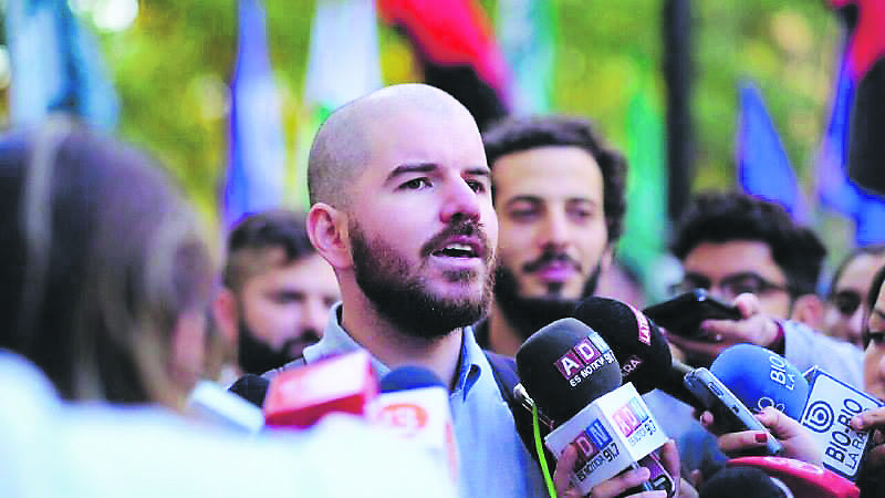 Revolución Democrática y segunda vuelta: Plebiscito define apoyo ...