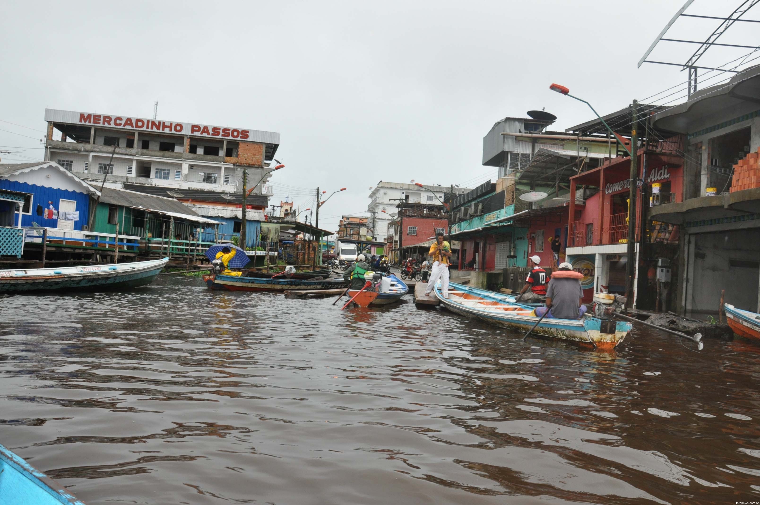 (Fotos) Tefé: Un atractivo turístico fluvial en el corazón de la ...