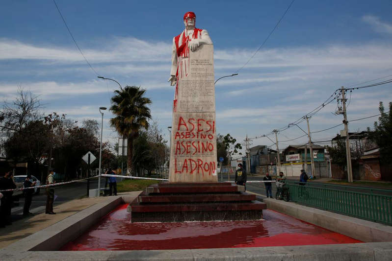 Repudio general por ataque a monumento en San Joaquín: "Podrán rayar y ...