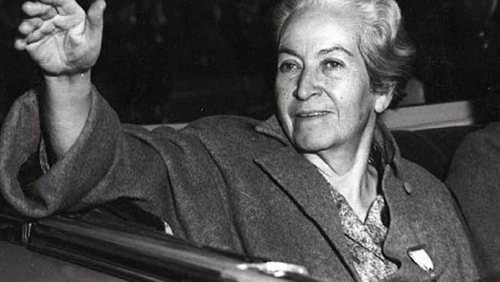 Especial: En el día del natalicio de Gabriela Mistral, compartimos su ... Especial: En el día del natalicio de Gabriela Mistral, compartimos su ...