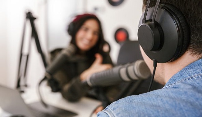 14 de abril es el día nacional del locutor radial: Ver aquí su historia