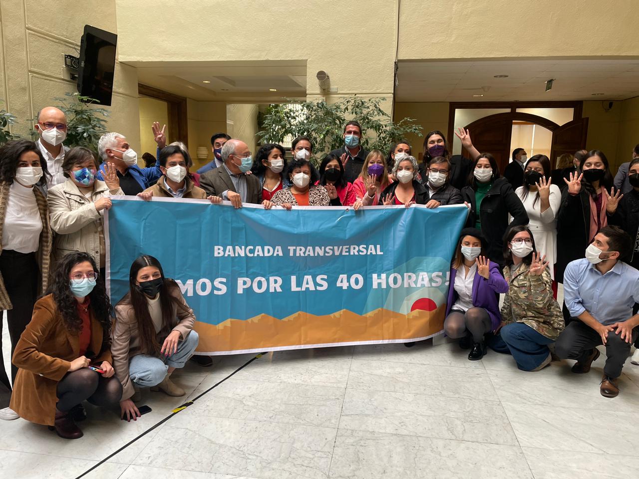 Se Forma La Bancada Por Las 40 Horas Proyecto Ya Lleva Dos Años