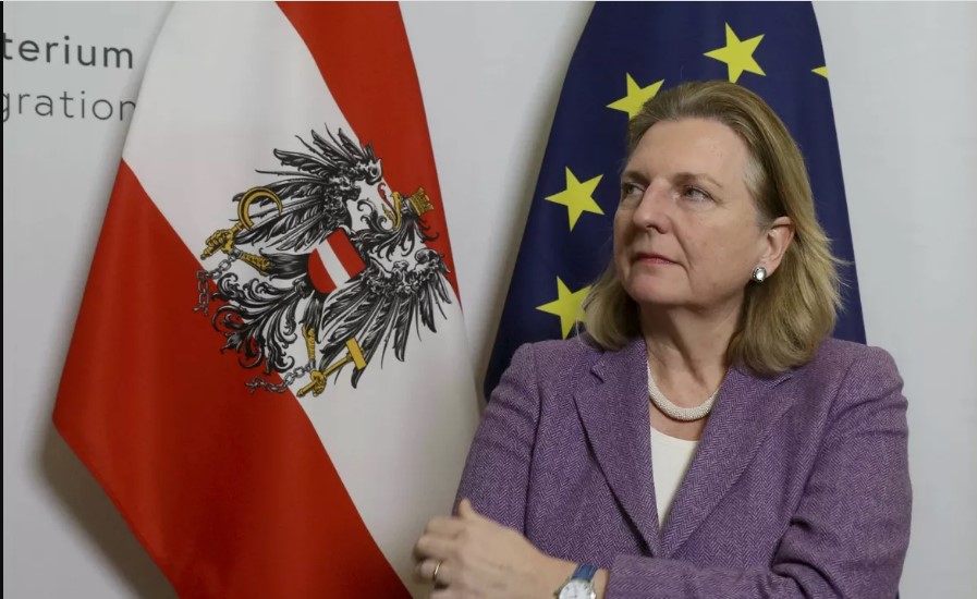 Exministra de Austria, Karin Kneissl: el rechazo de la UE a negociar en ...