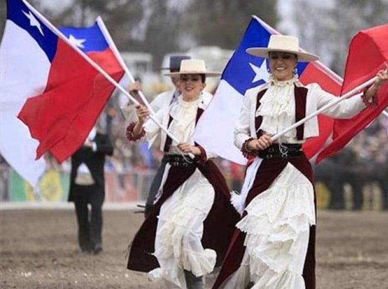 Celebra Chile fiestas patrias en "fondas" o "ramadas" México