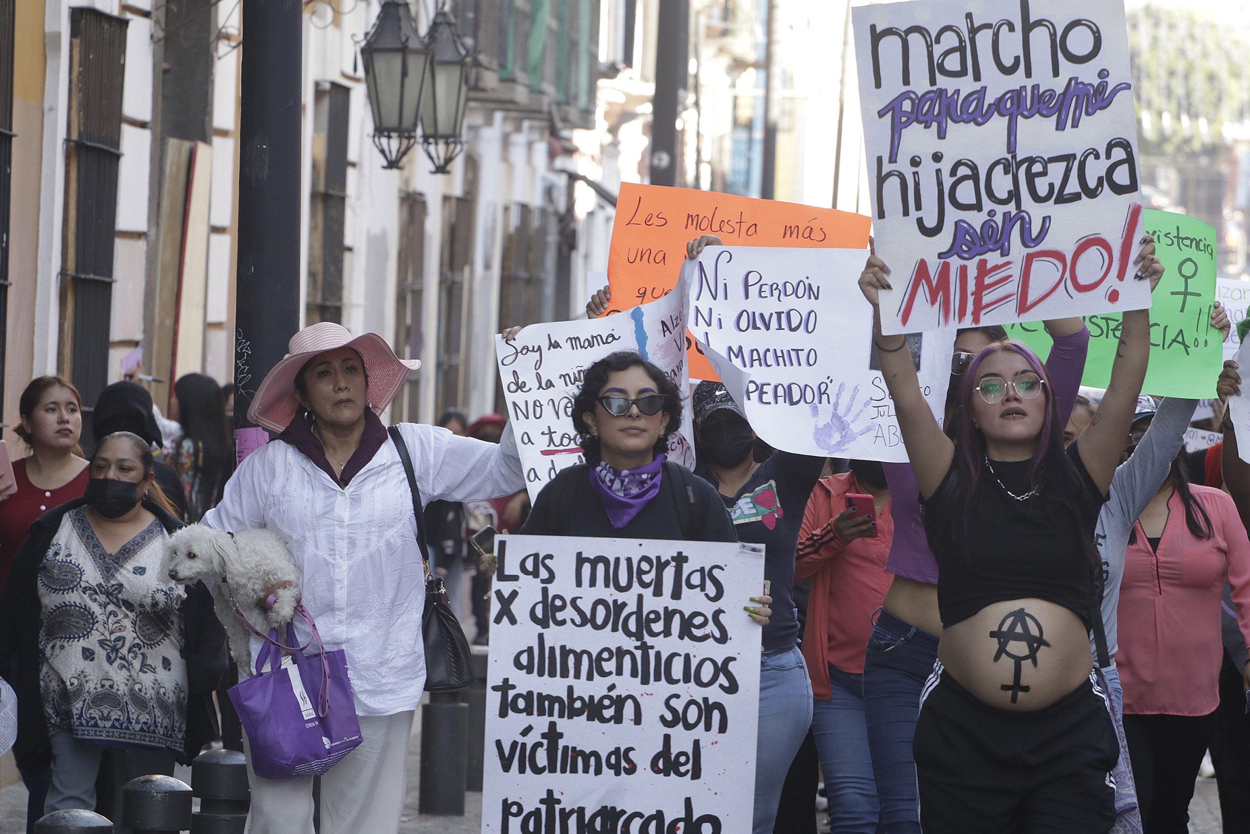 25N: poblanas exigen detener la violencia machista México