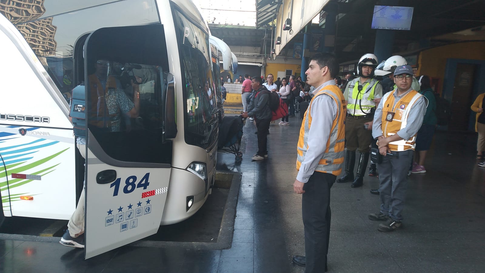Inició fiscalización a buses por masiva salida de pasajeros para la ...
