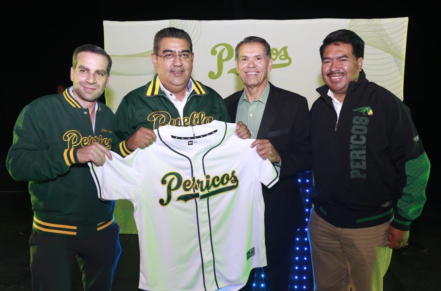 Céspedes firmará comodato del "nido emplumado" de los Pericos