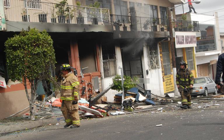 Explota edificio en la colonia Marrón; se reportan decenas de lesionados (FOTOS)