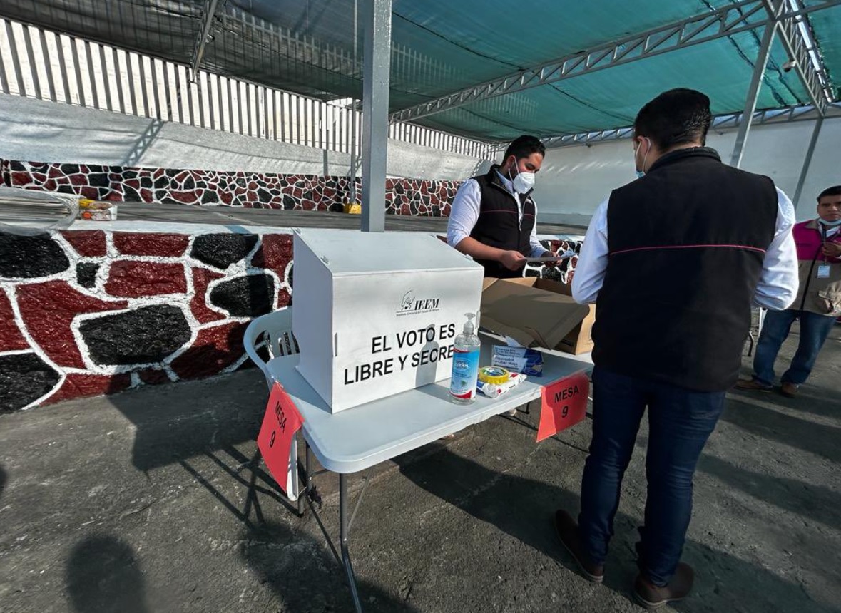 Internos en Ceresos de Edomex votan en elección para gubernatura México