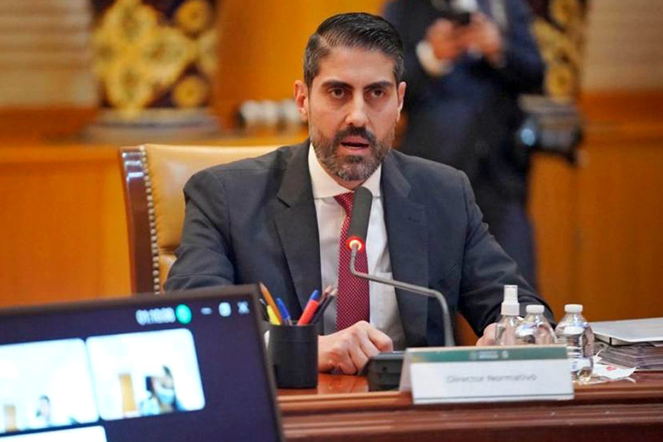 ¿Quién es Borsalino González, relacionado con contratos IMSS?