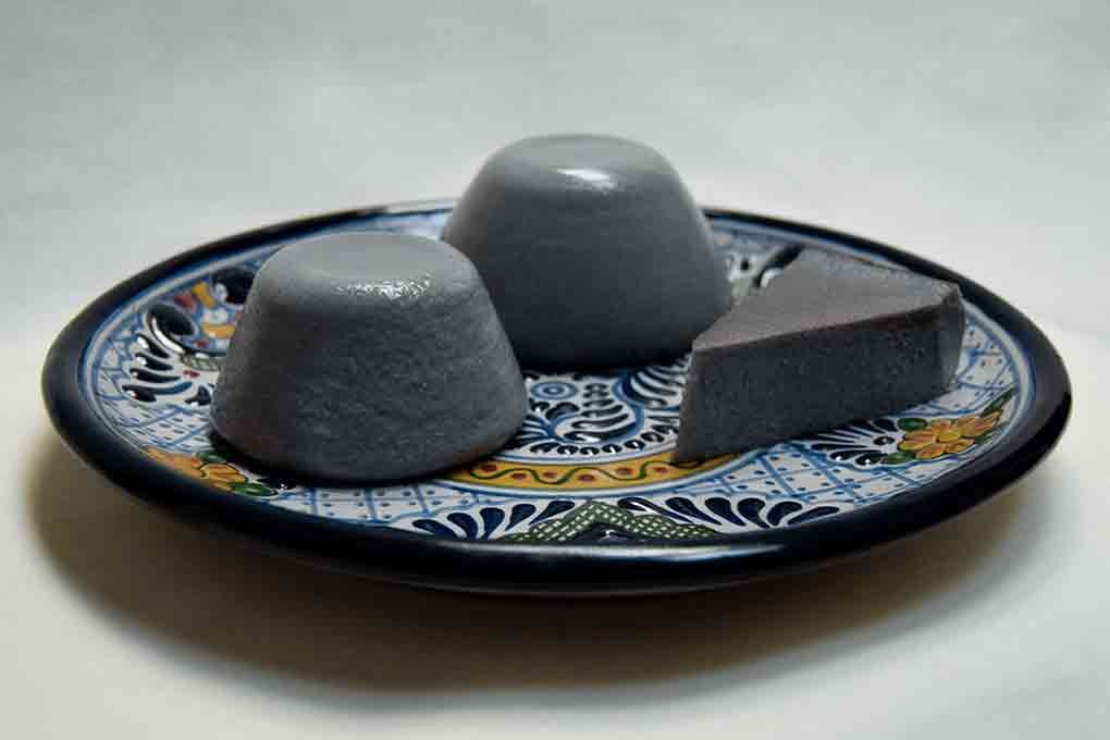 ¿Conoces el punche, dulce tradicional poblano de Día de Muertos?