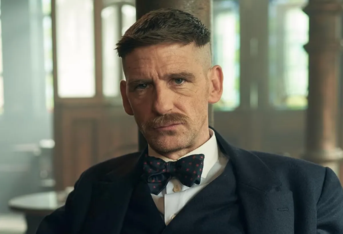 Actor de Peaky Blinders fue condenado por consumo y posesión de drogas ...
