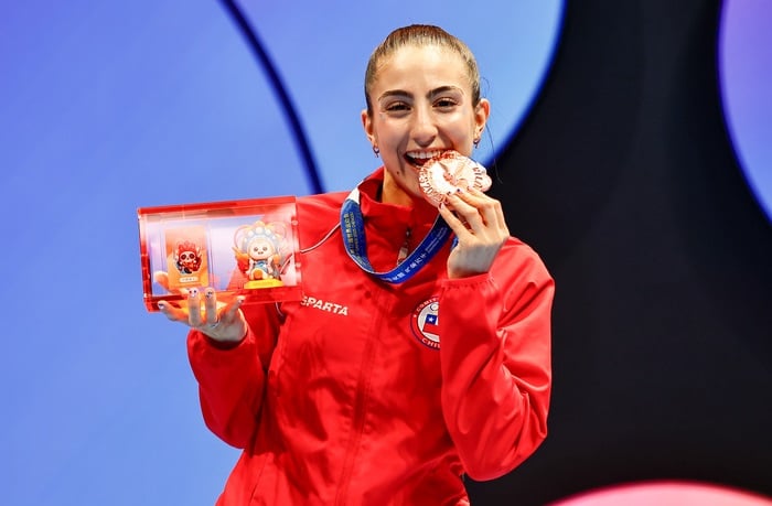 Una medalla histórica para Chile: El bronce de Valentina Toro en karate durante los Juegos ...